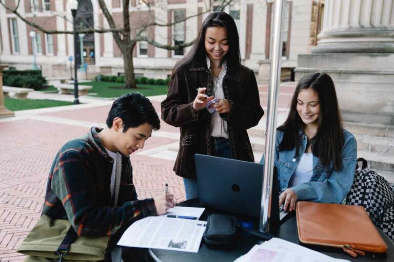 5 Part Time Business Ideas For Students In Bangladesh MoneyAns 5-part-time-business-ideas-for-students-in-bangladesh-moneyans